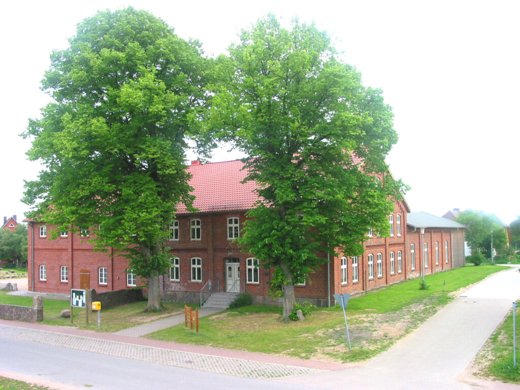 Dechow – DORF DECHOW